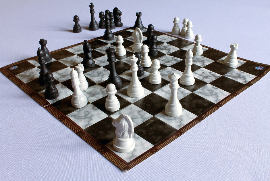 Different kinds of Woods used in Chess boards and Chess pieces