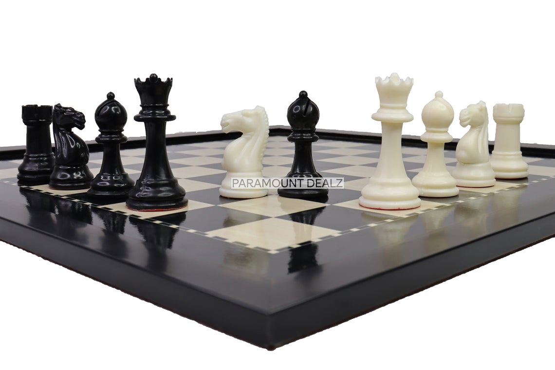 Paramount Dealz Wooden Laminated Chess Board Game Set with Pieces and